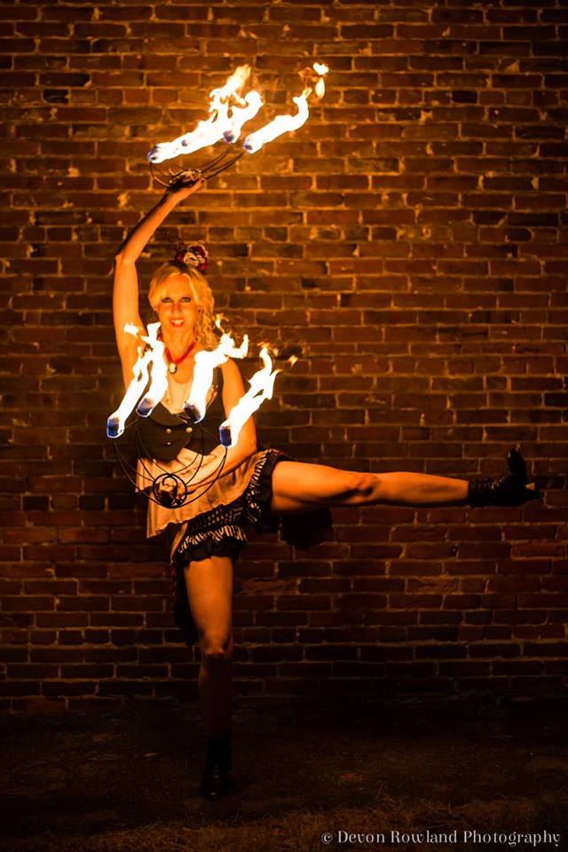 Theatre Talk With Caitlin “Spinnabel Lee” Matanle, Circus Performer & Businesswoman – Kerry Hishon